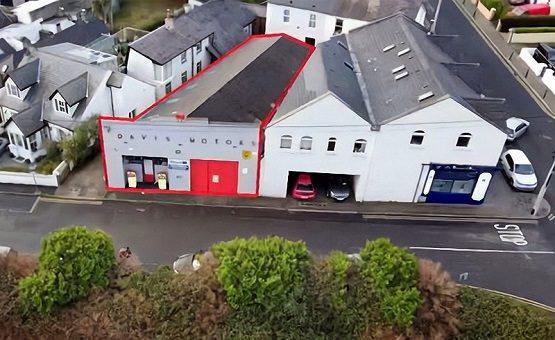 The Greystones Guide | Davis Motors Goes To Market